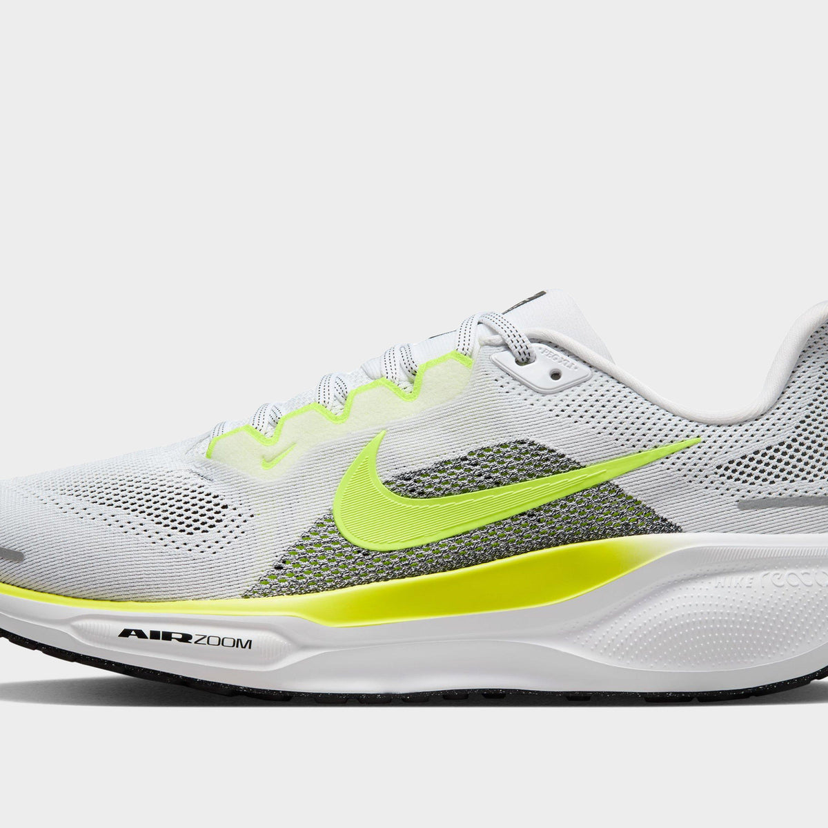 White Nike Pegasus 41 - JD Sports Singapore