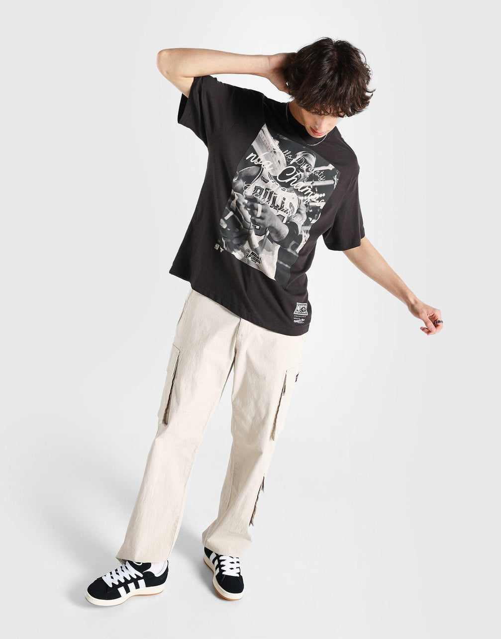 Black Mitchell & Ness Dynasty T-Shirt Bulls - JD Sports Singapore