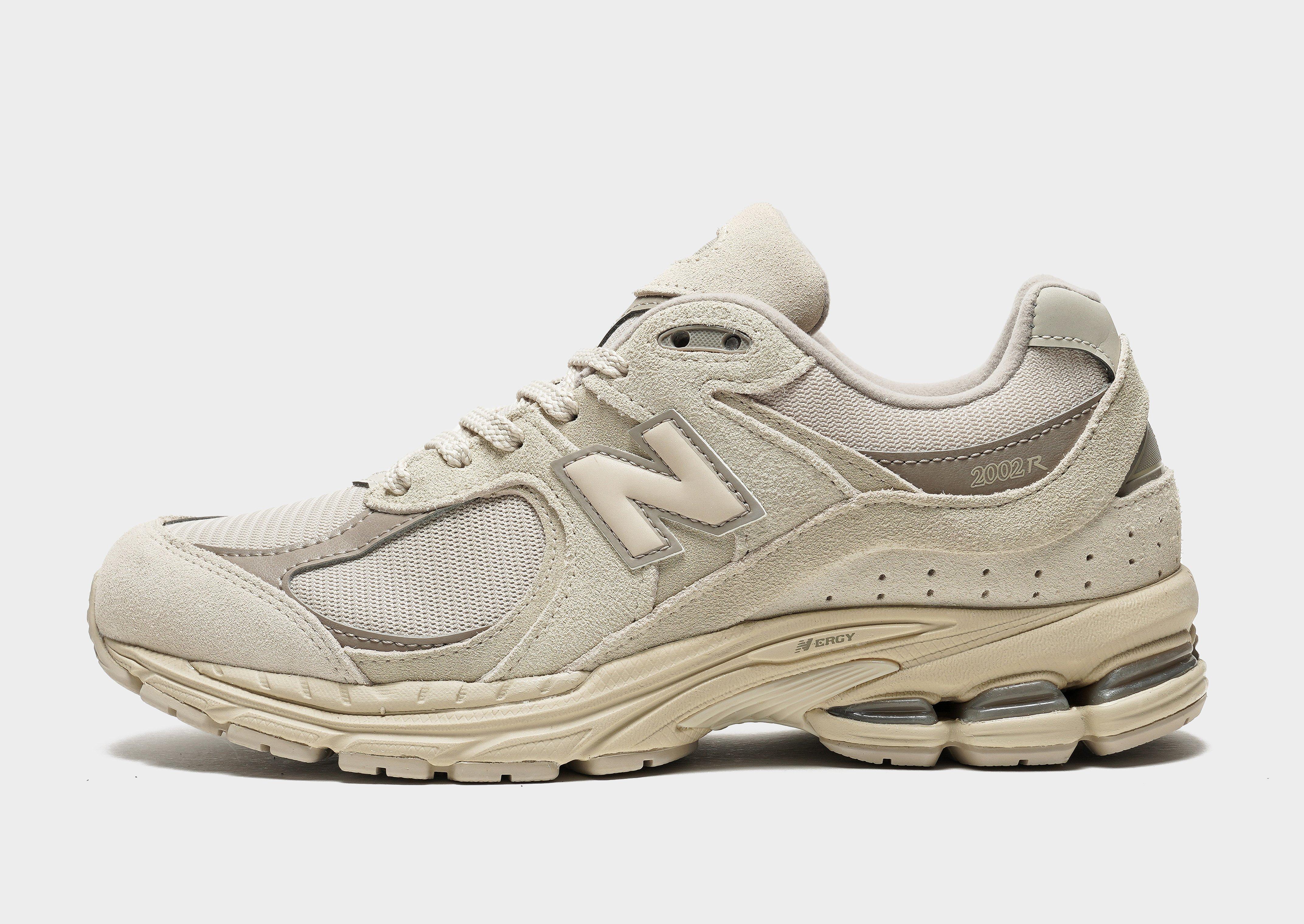 Beige New Balance 2002R - JD Sports Singapore